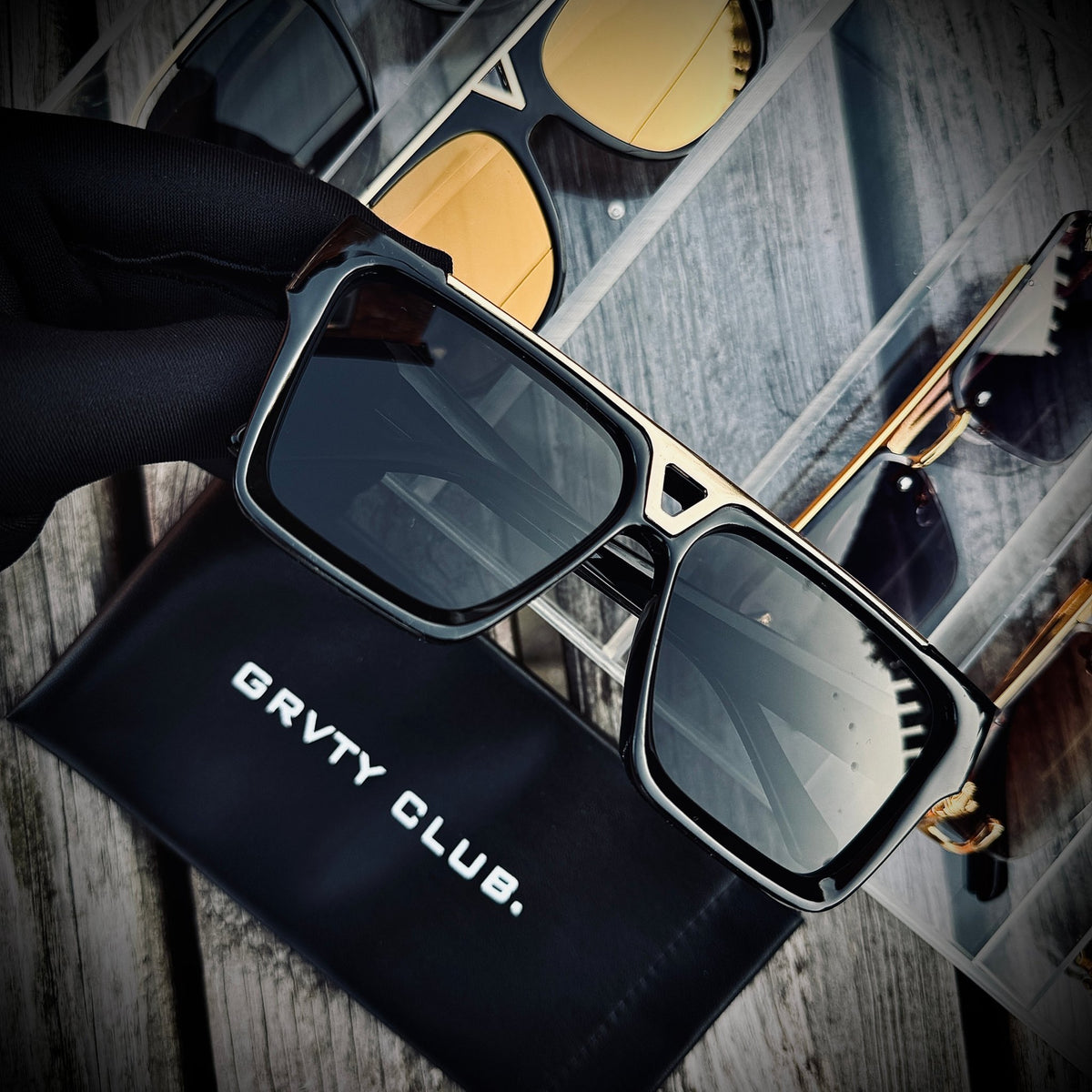 VELUX SHADES. – GRVTY CLUB.